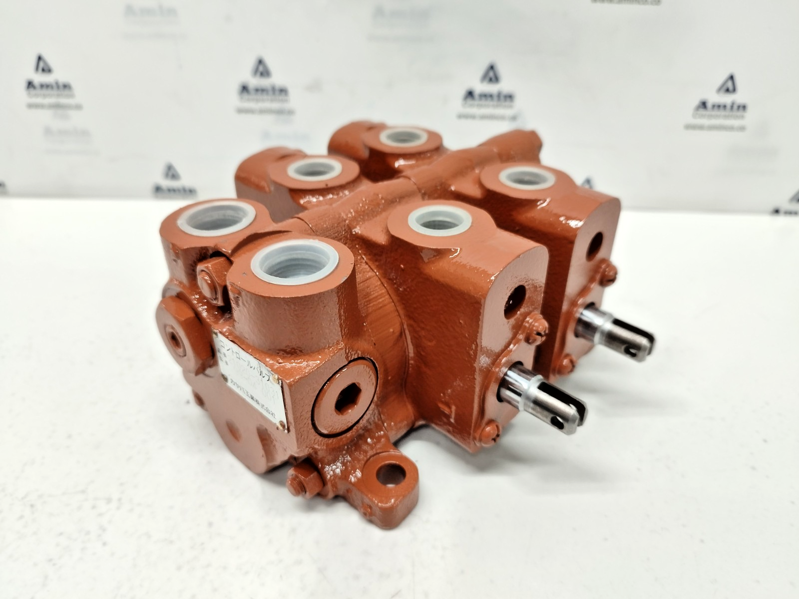 Kyb Kayaba 21020-31031 Hydraulic control valve - NEW – Amin Corporation